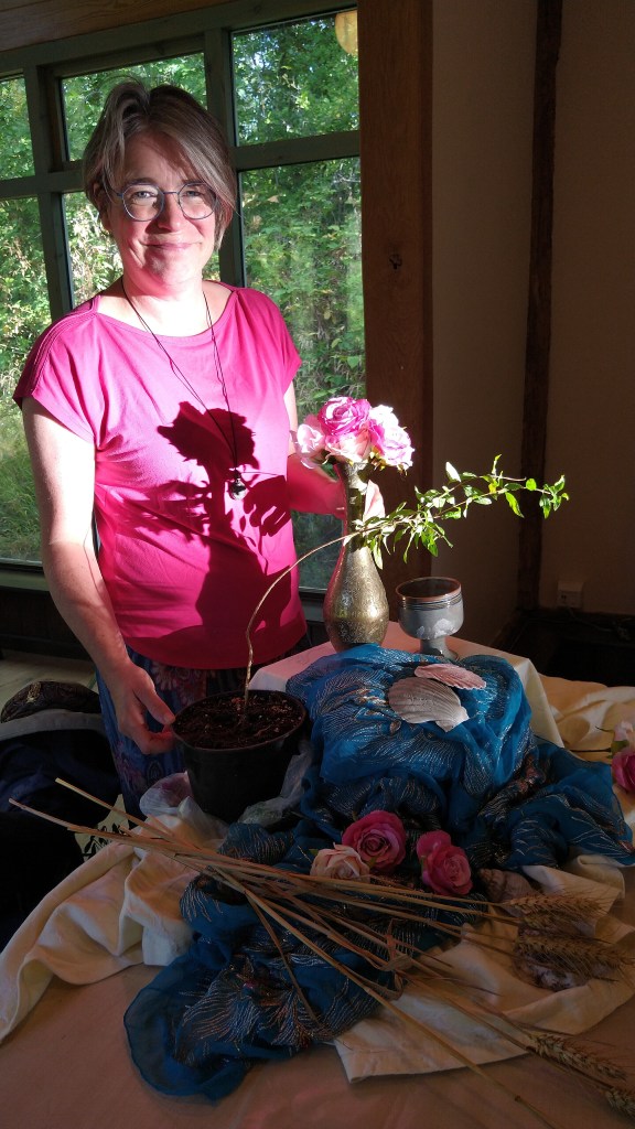 Caroline Homfray – Artist, Teacher, Embroiderer, Facilitator